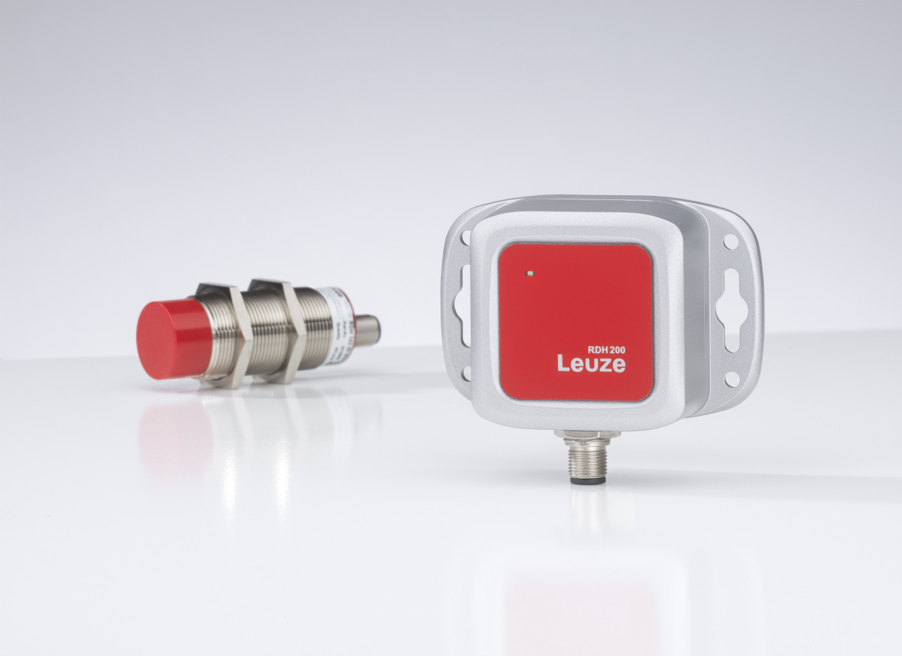 Leuze Industrial HF-RFID & NFC Readers RDH100/200