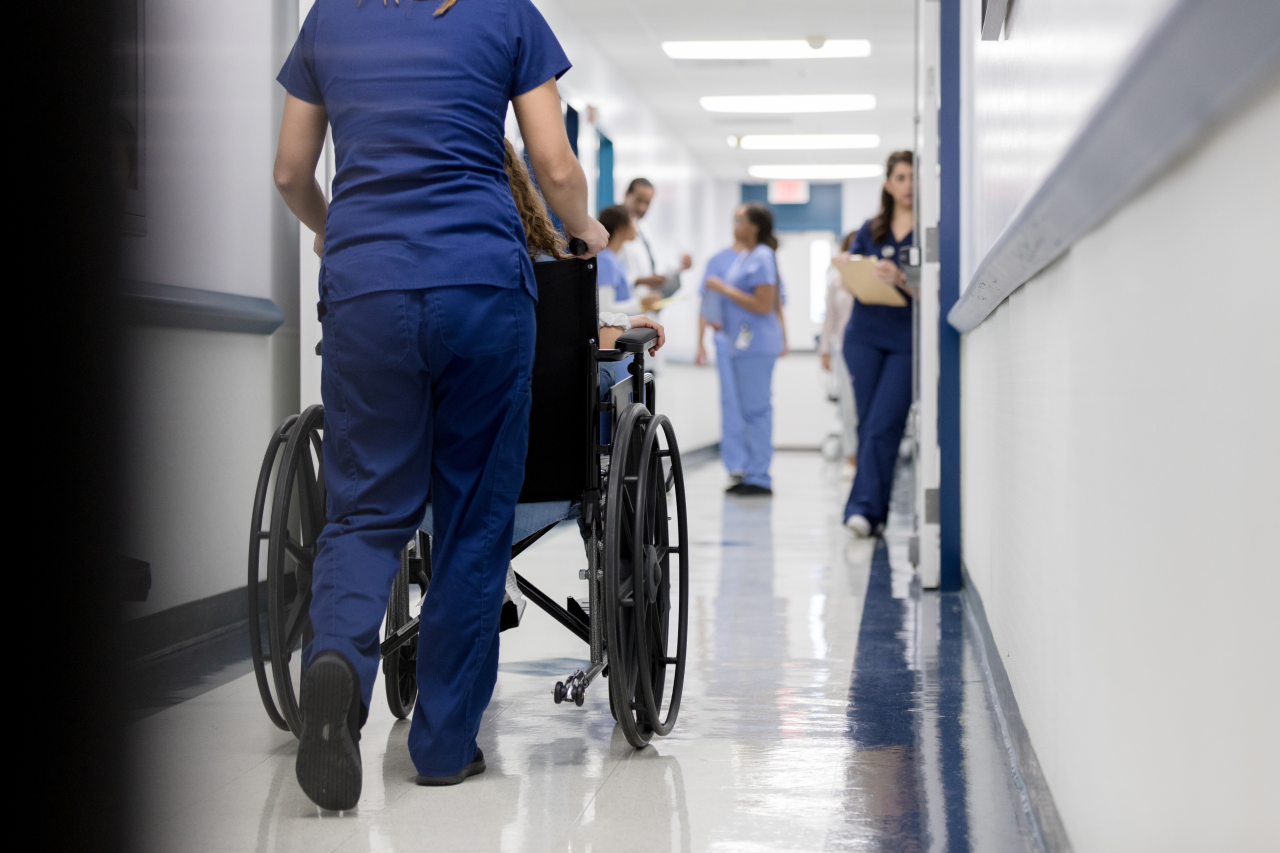 A5060 vs A5010 Overhead RFID Comparison in Hospitals